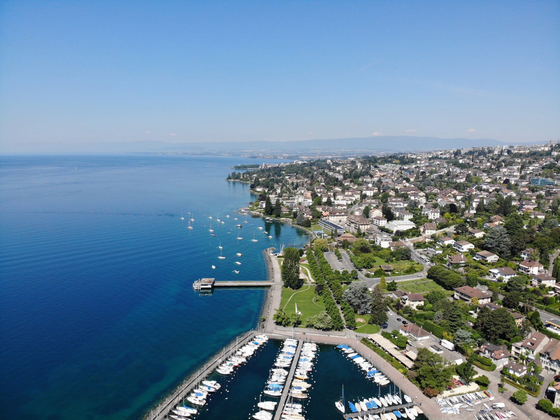 Vol : tour des Lacs Leman - Morat - Ile St-Pierre -Neuchâtel • Wingly